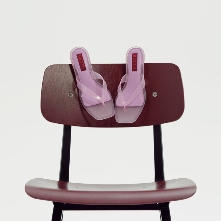 About Us | Shop Shoes Online & In-Store | Betts